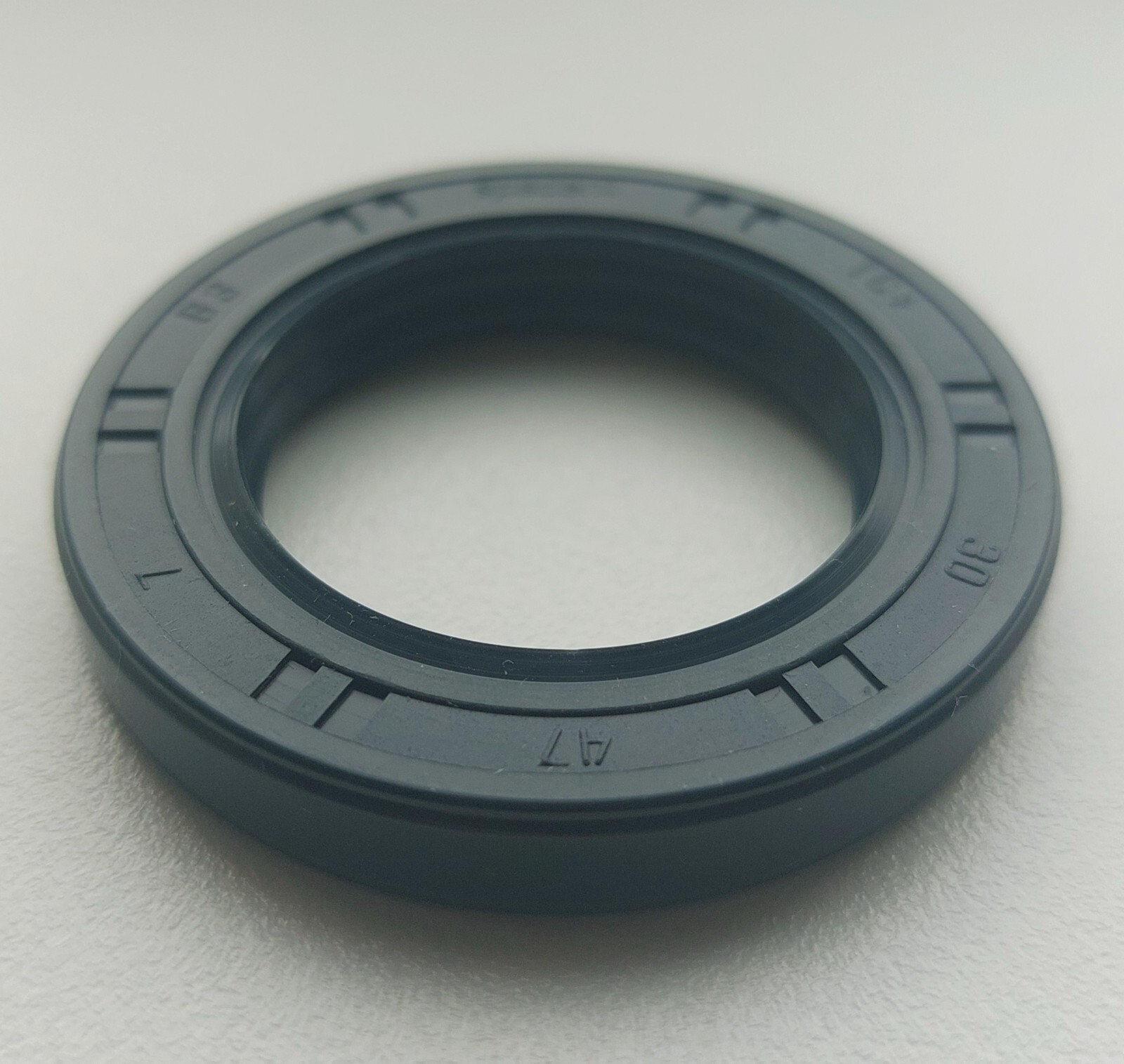 Shaft Oil Seal TC Rubber Covered Double Lip, 30x47x7 mm | eBay