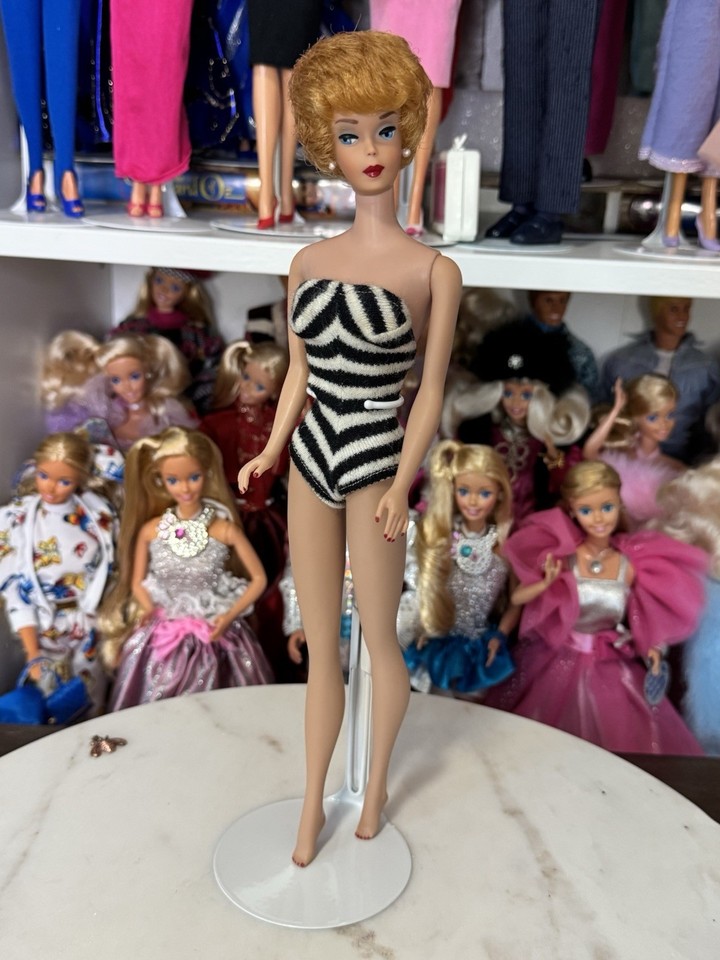 1961 Vintage Blonde Bubble Cut Barbie 1st Issue MATTEL ABSOLUTELY ...