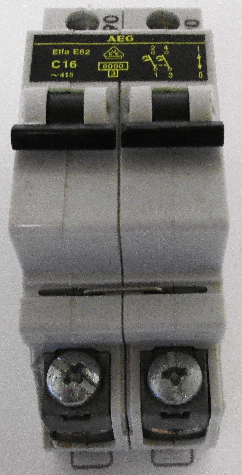 AEG Elfa E82 C16 Circuit Breaker | eBay