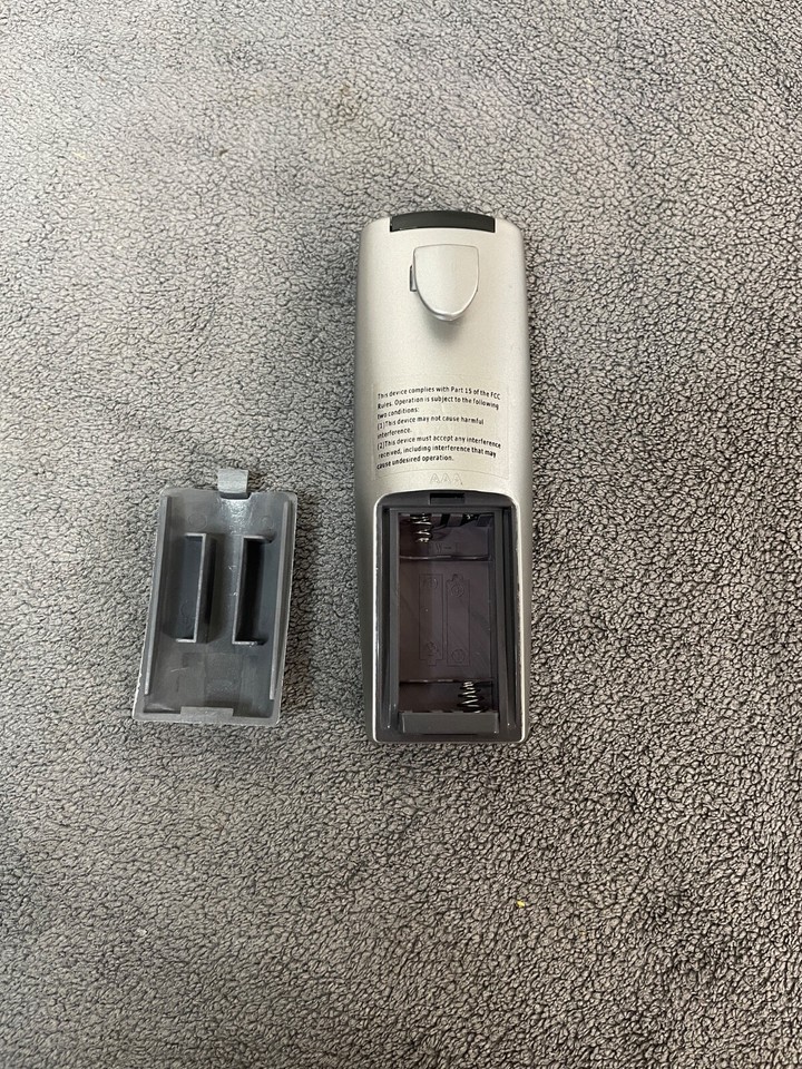 Seville Classics Oscillating Ultra Slimline Tower Fan Remote Control ...