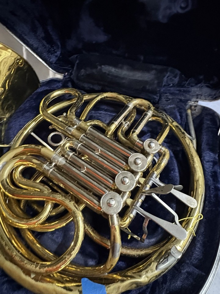Conn 6D Double French horn. Made in USA. NEEDS REPAIR | eBay