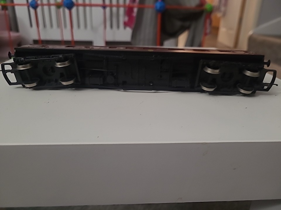 Hornby LMS Maroon 3rd Class / Brake Composite Coach No.5644 - R475 - OO ...