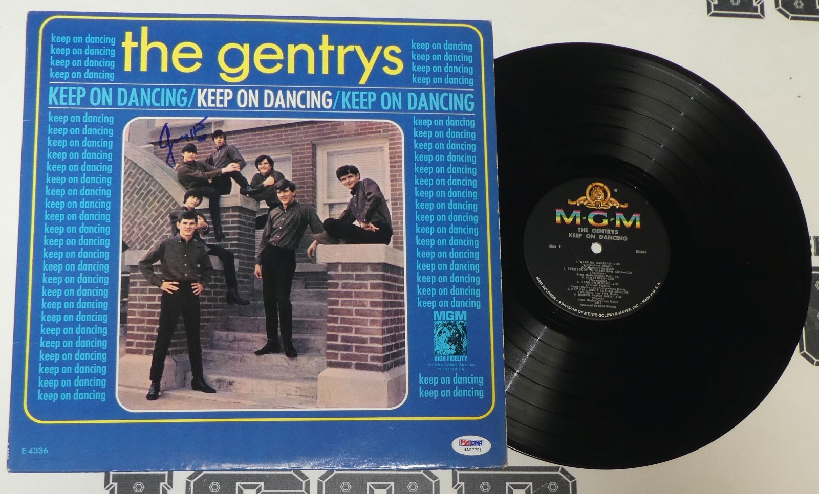 Jimmy Hart Signed The Gentrys Keep on Dancing Album Vinyl Record PSA ...
