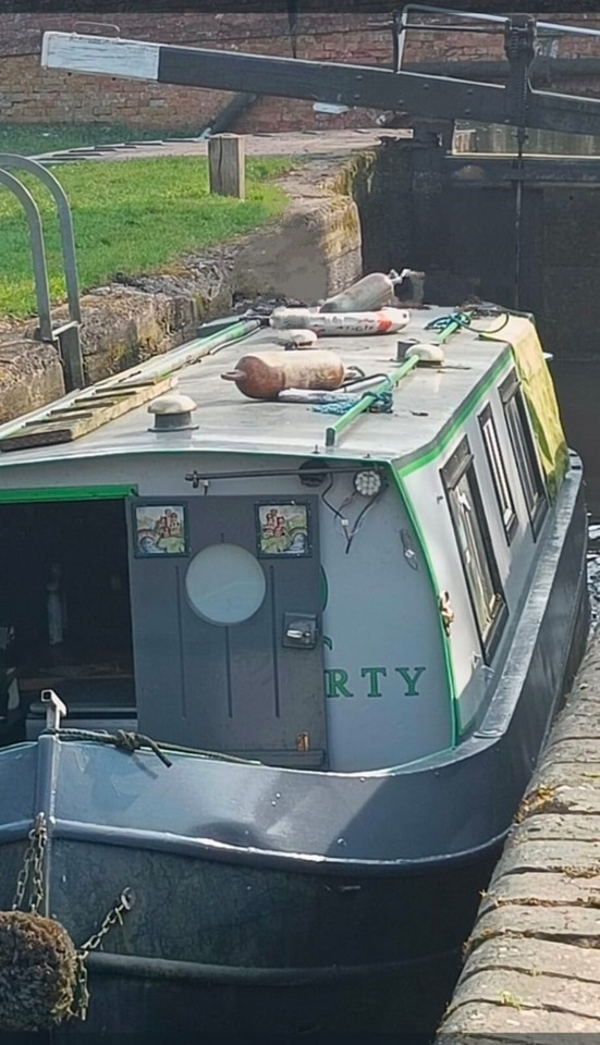 30ft Narrowboat Canalboat Narrow boat, floating apartment, Live aboard | eBay UK