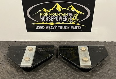 KW Fuel Tank Step Bracket PN: K060-264 W/ Fastener Plate PN: K350-930 ...