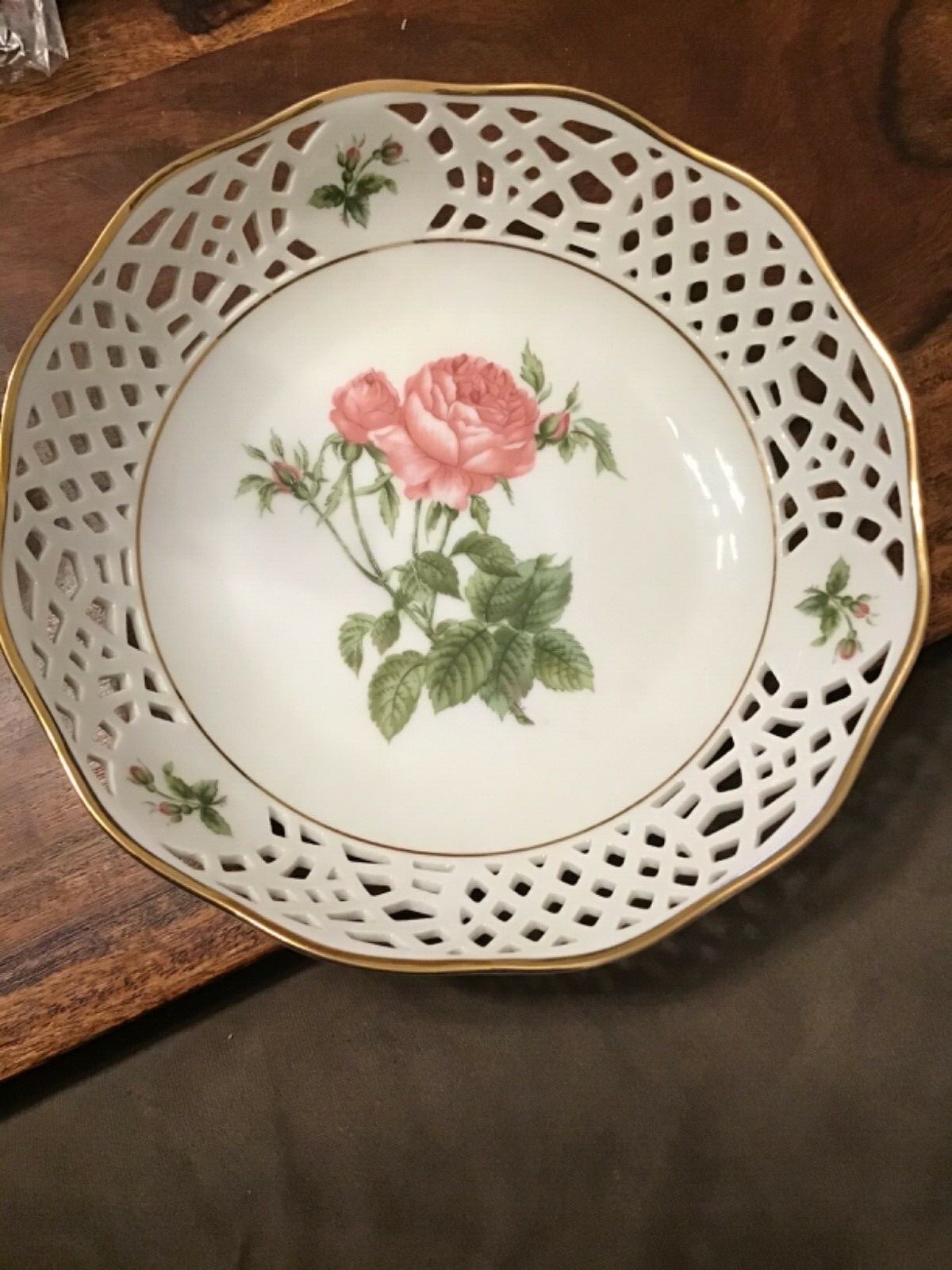 Ingres Weiss Form Marienbad Durchbruch Schale weiß Rosendekor Goldrand ...