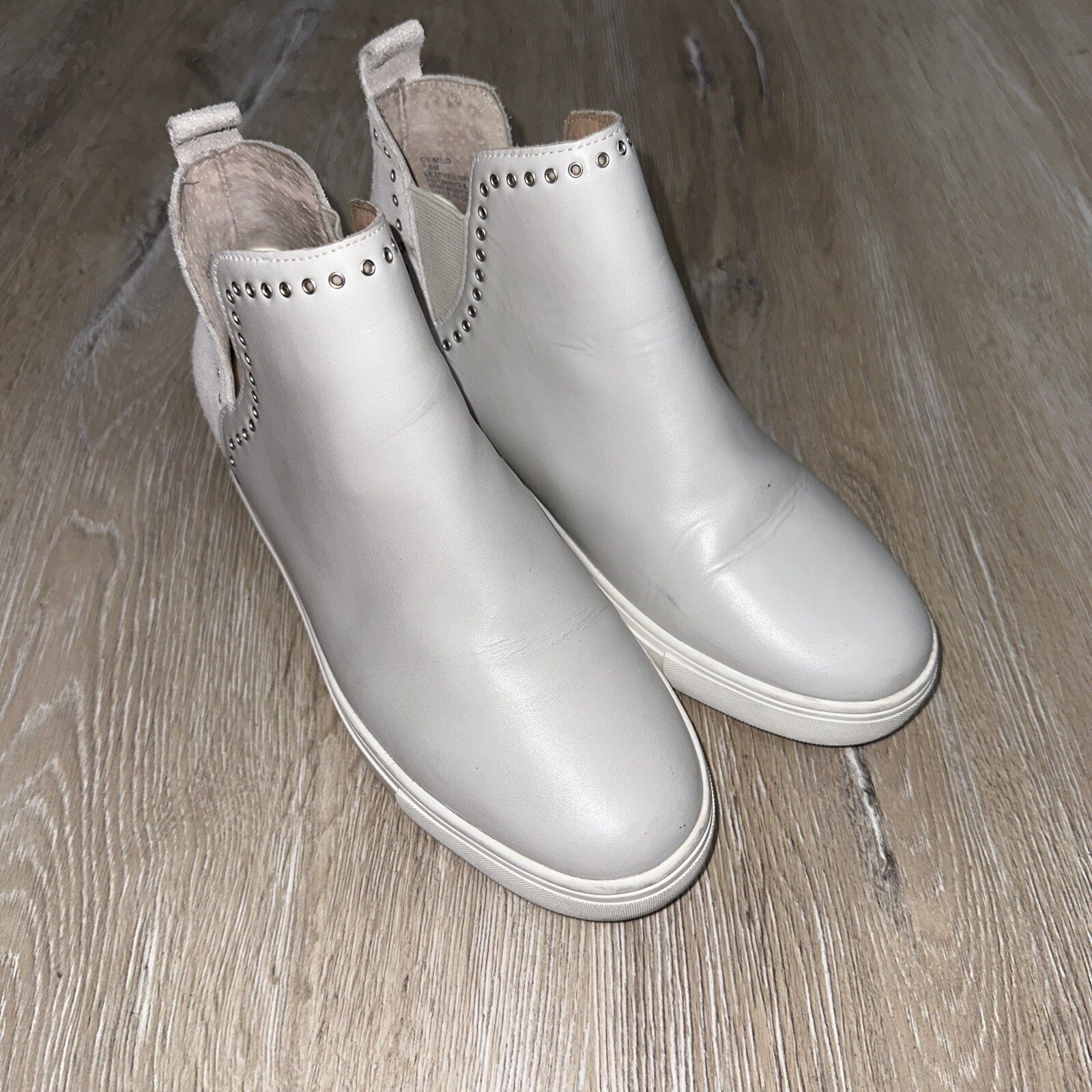 Chelsea & Violet Women’s 7.5M Milo Suede Leather Eyel… - Gem