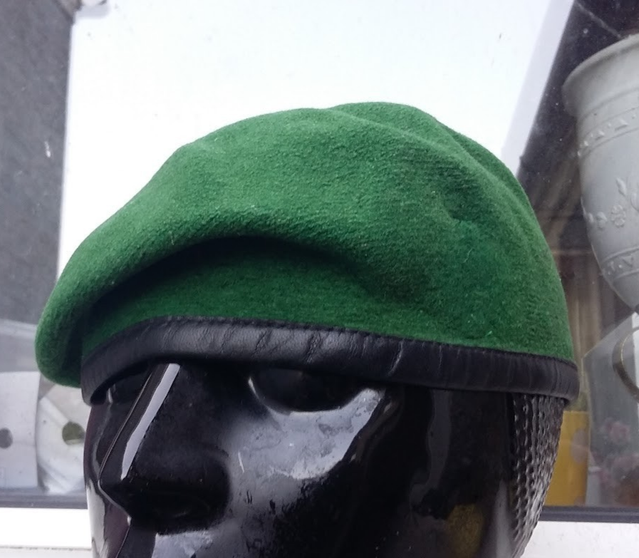 Intelligence Corps Beret / Cap British Army Issue Green 58 cm Large ...