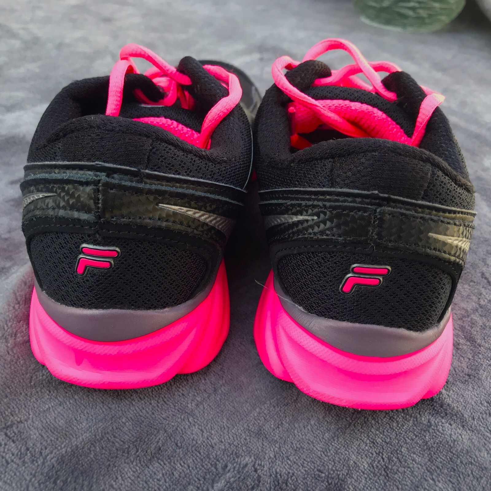 FILA Retaliator Black & Hot Pink Running Shoes Womens… - Gem