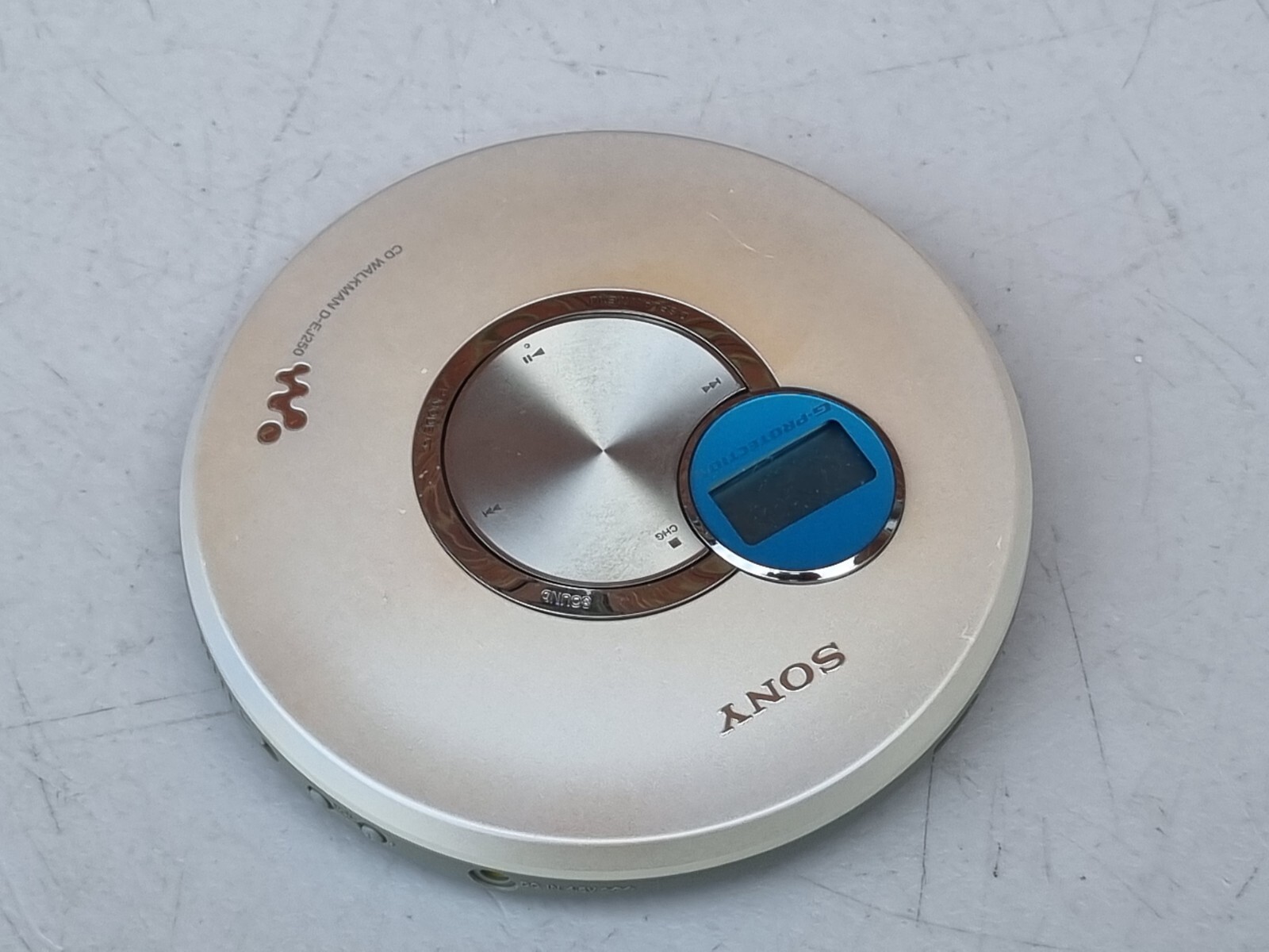 Sony D-EJ250 Silver Personal CD CD-R CD-RW Digital Mega Bass Walkman ...