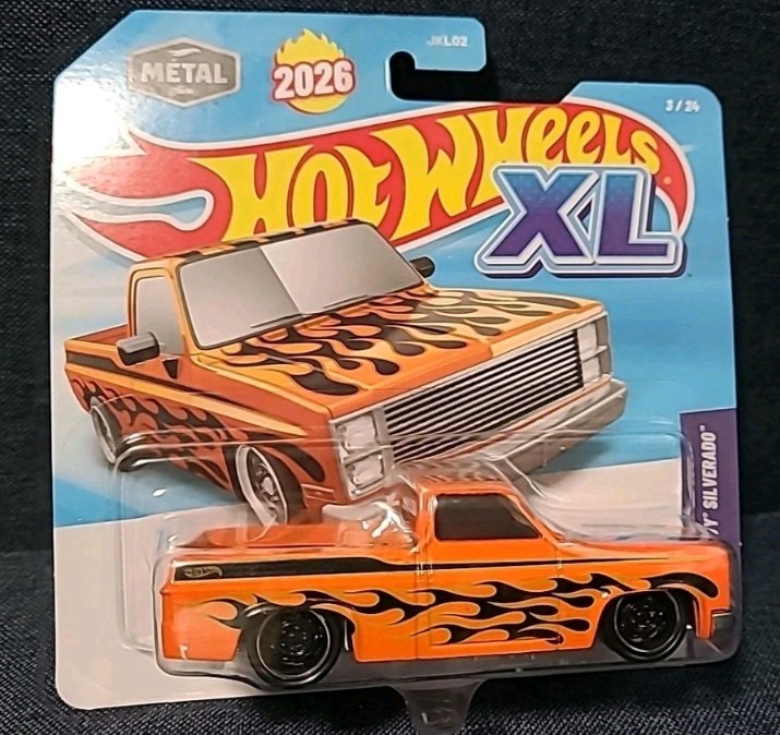 '83 Chevy Silverado Orange W/ Flames Hot Wheels XL 1:43 Scale Metal ...