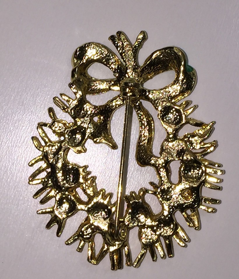 Christmas Wreath Brooch Pin Gold Tone Rhinestones Red Green Gift | eBay