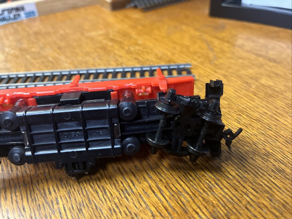 HO RR TRAIN TYCO REMOTE CONTROL LOG DUMP Freight Train Car | eBay