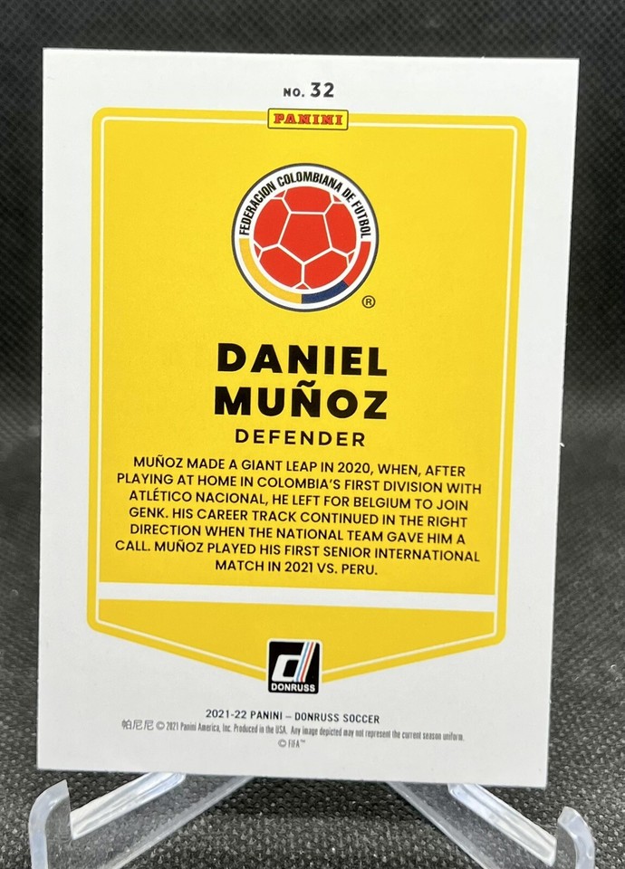 2021-22 Panini Donruss Soccer Daniel Munoz Orange Laser #32 Colombia RC ...