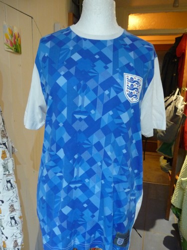 England retro 1990 third kit football t shirt size XL | eBay