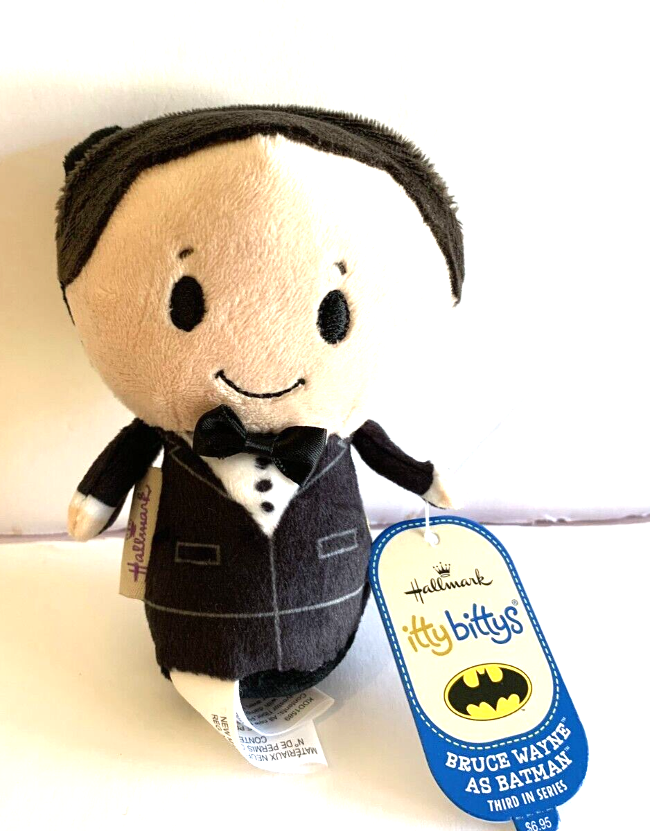 Hallmark Itty Bittys Bruce Wayne as Batman 3rd in Series 2-Sided Plush ...