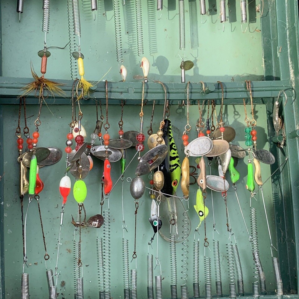 (75) Vintage Fishing Lures & Bait File Box - Spinnerbait Lures -HUGE ...