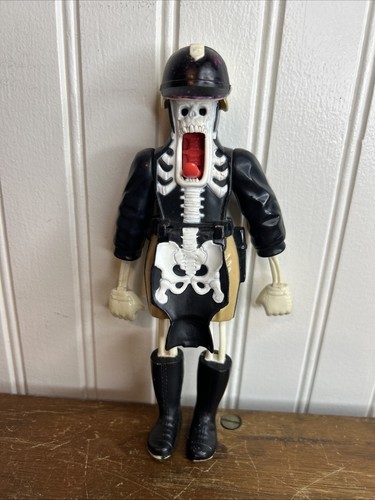 1984 Kenner GHOSTBUSTERS Vintage Original Policeman to Skeleton GHOST ...