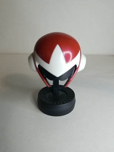 Capcom MegaMan Red Proto Man Mini Helmet Replica Loot Crate Exclusive ...