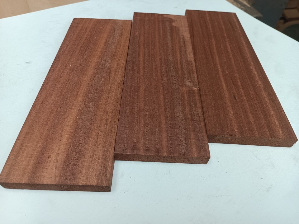 Qty 3 pcs Planed Sapele Hardwood Timber Offcuts 330x115x18mm (2078 ...