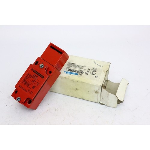 Telemecanique 071885 XCSA501 Interrupteur de sécurité (B929) | eBay