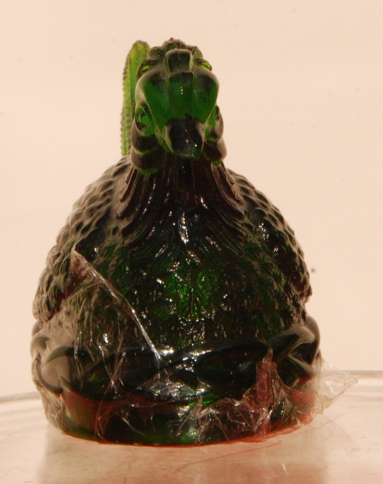 ANTIQUE DARK GREEN 2 5/8" CHICKEN HEN CANDY CONTAINER WITH CONTENTS | eBay