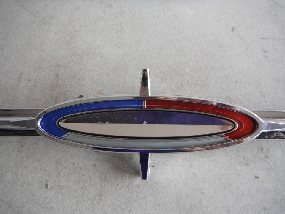 1964 NOS FORD GALAXIE 500 XL QUARTER PANEL EMBLEM MOLDING ORNAMENT ...