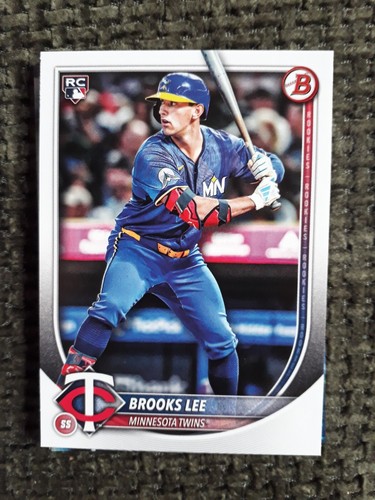 Brooks Lee ROOKIE CARD BOWMAN Baseball 2025 TWINS | eBay