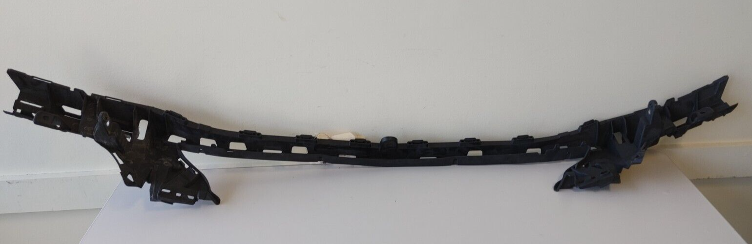 New Genuine OEM Mercedes 2014-16 E-Class Bumper Cover Reinforcement ...