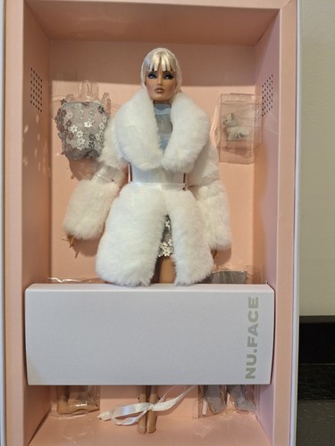 FASHION ROYALTY DOLL COLLECTION!!2024 W CLUB EXCLUSIVE! BABY BLUE ...
