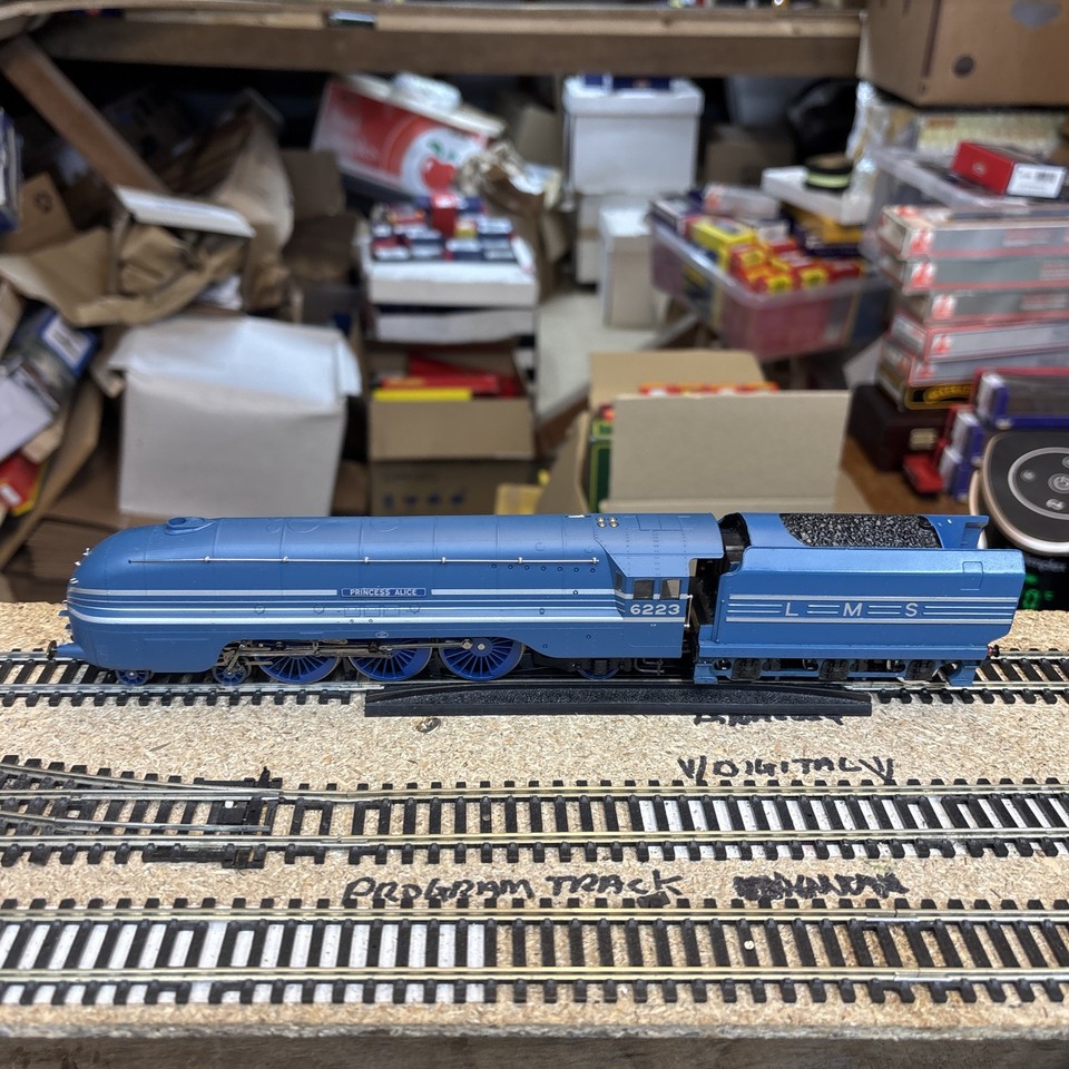 OO Gauge Hornby R2271 LMS 4-6-2 6223 Princess Alice Coronation Class ...