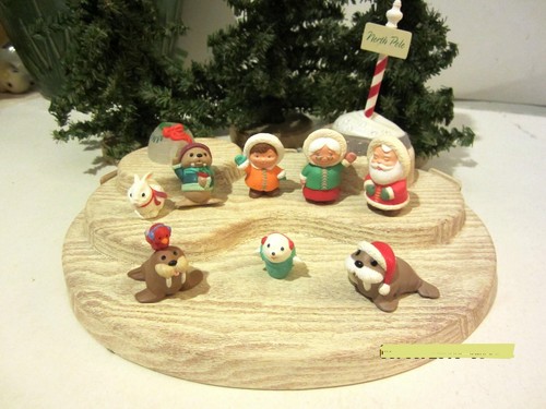 10 HALLMARK CHRISTMAS MERRY MINIS ESKIMO SANTA FAMILY & FRIENDS NORTH ...