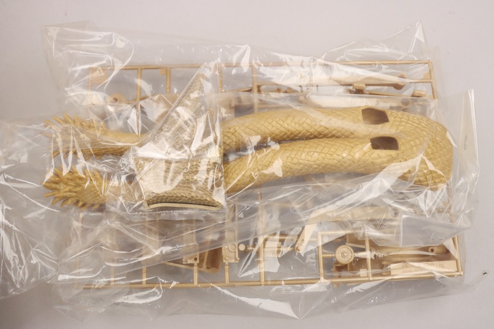 VTG 1994 Bandai Real Action Toho Godzilla King Ghidorah Figure Kit NIB ...