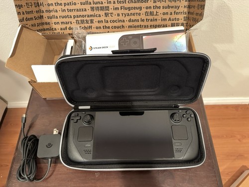 Steam Deck OLED 1 TB plus an additional 1 TB micro SD, Excellent ...