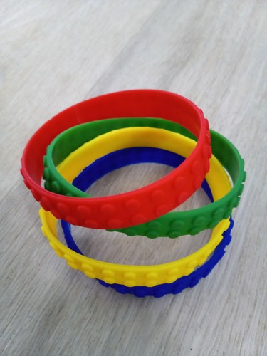 Set of 4 Brick Block Rubber Wristbands Bracelets Boys Kids Party Bag ...