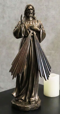 Statues & Figures - Divine Mercy