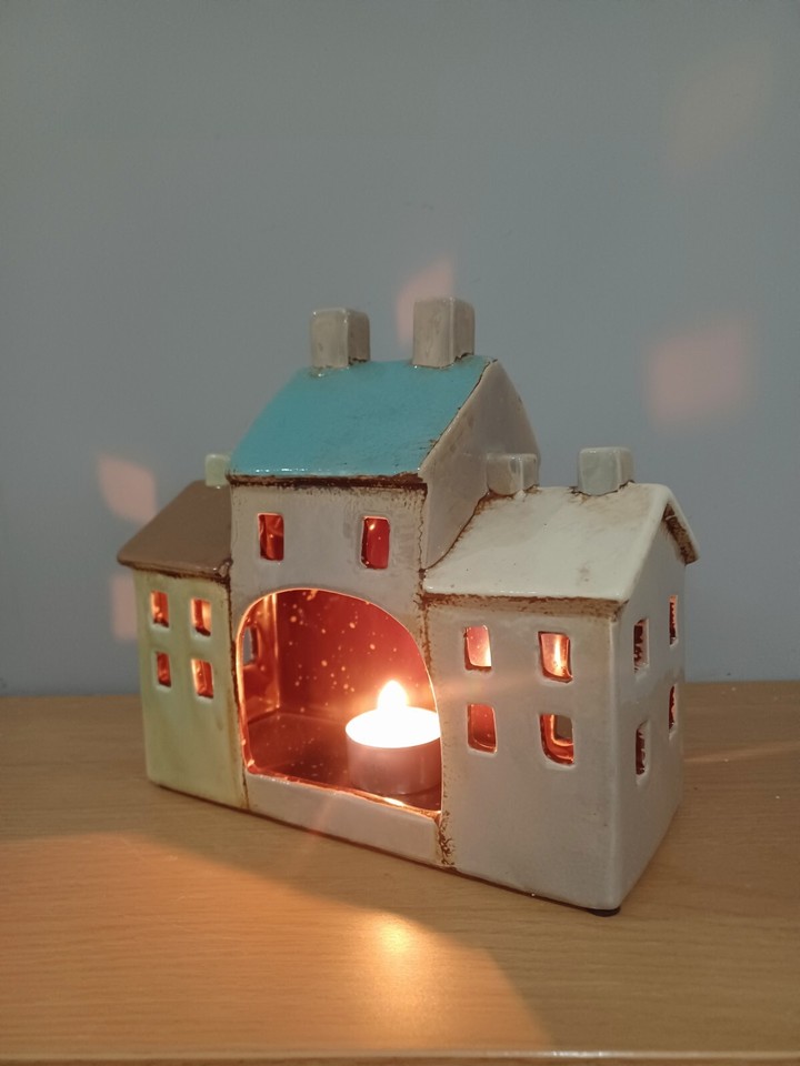 POTTERY VILLAGE THREE HOUSE TEA LIGHT HOLDER By Langs- Ceramic Gift ...