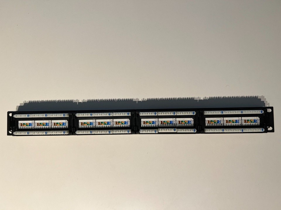 SignaMax 24458MD-C6C 24 Port Cat.6+ Patch Panel - Great Condition ...