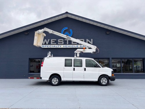 2008 Chevrolet Express Bucket Van Boom Truck Duralift 34ft | eBay