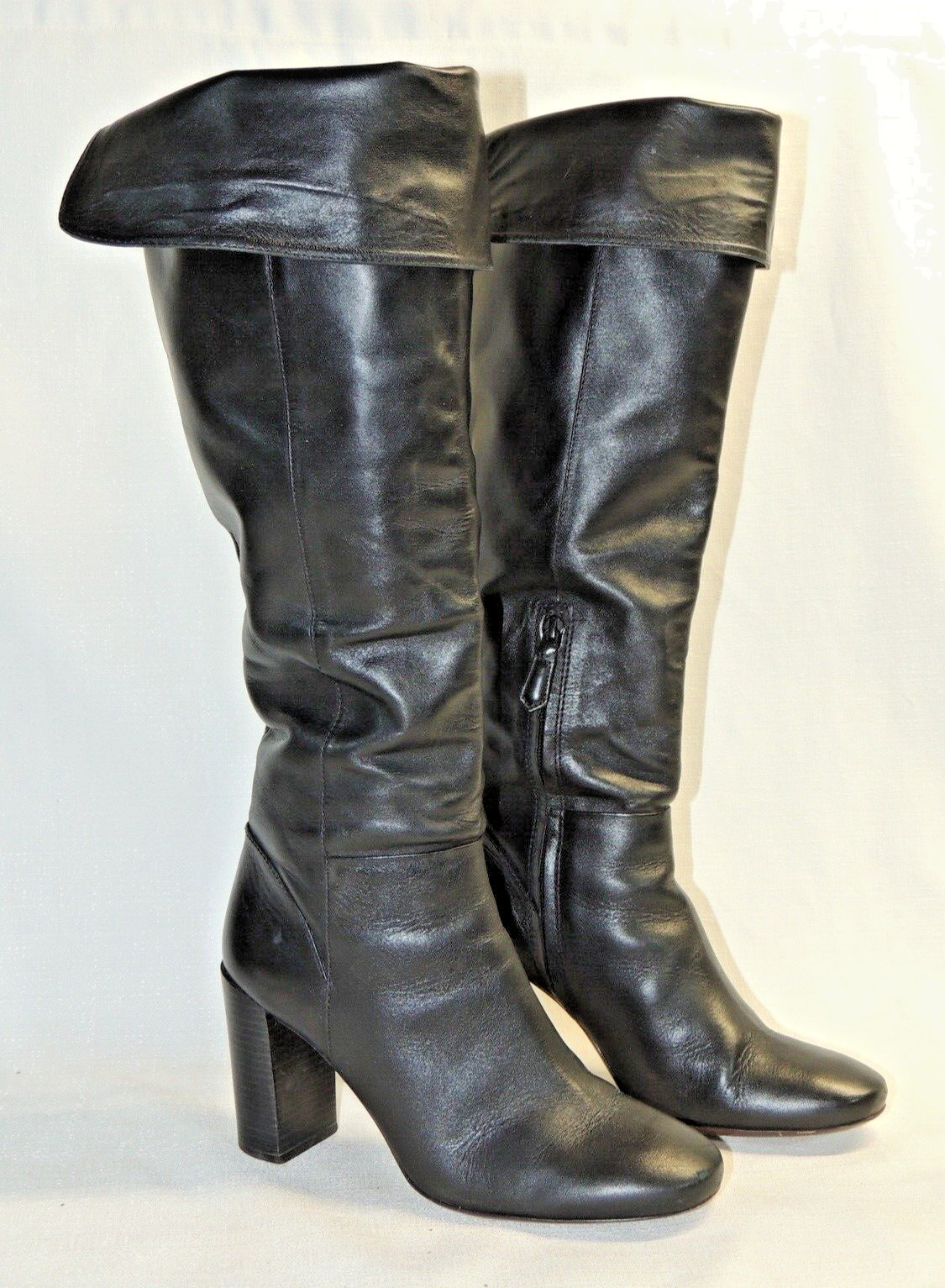 Tory Burch Bowie OTK Classic Black Leather Block Heel… - Gem