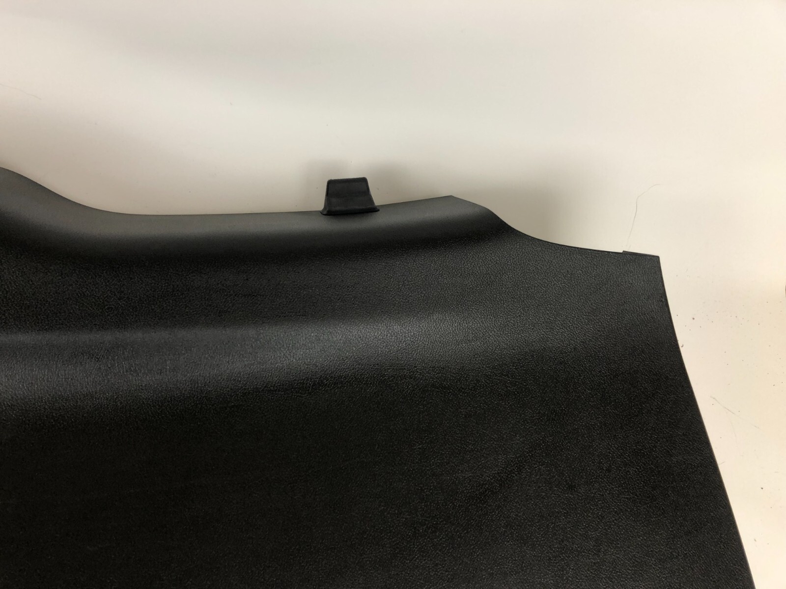 Maserati Levante Tailgate Liftgate Lid Lower Trim Cover Panel 670065628 ...