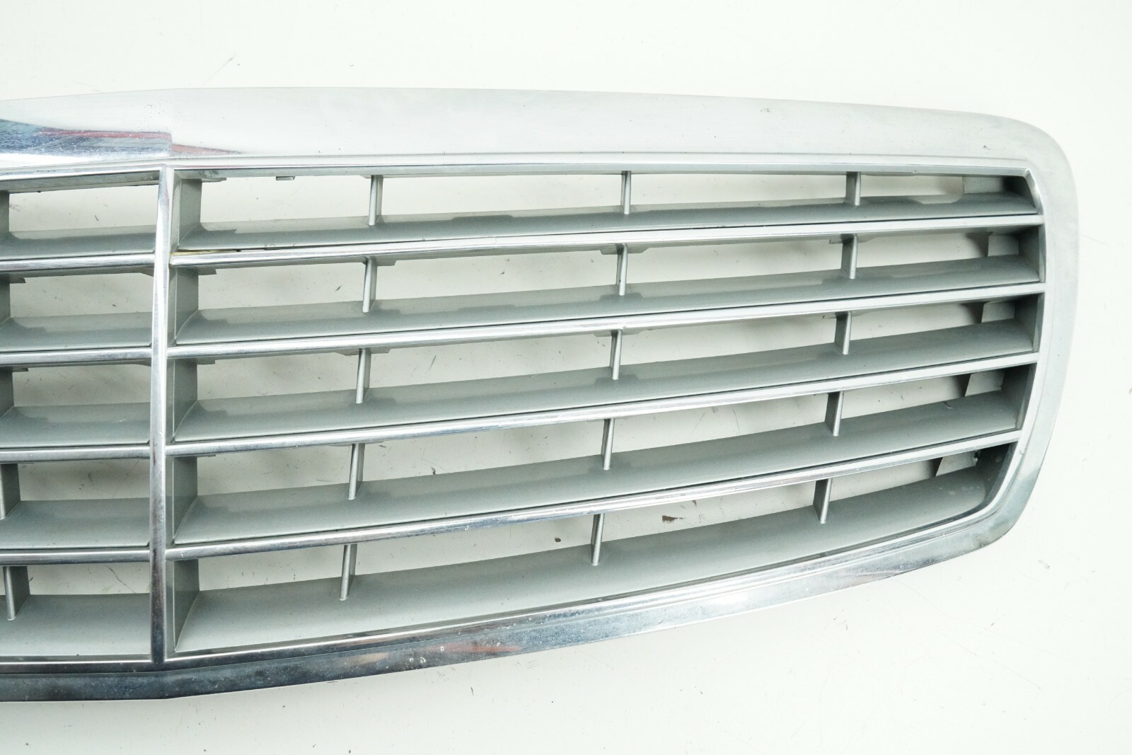 Mercedes W211 03-09 Front Bumper Grille Grill Radiator Vent 2118800583 ...