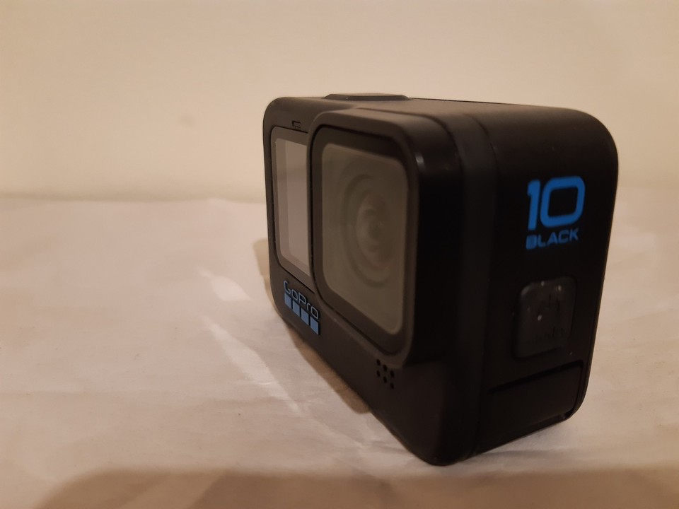 GoPro Hero 10 Black + Accessories, Media Mod, Case, tripod, hand grip ...