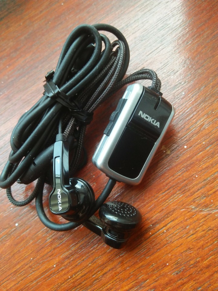 Nokia HS-23 Silver/Black In-Ear Only Headsets | eBay