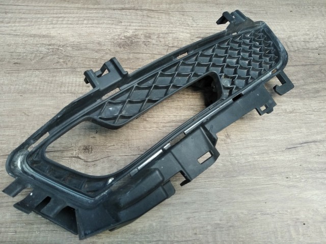 MERCEDES BENZ W207 Fog Light Frame Cover Grille E350 E550 Coupe CAB ...