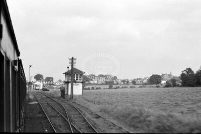 PHOTO BR British Railways Station Scene - HOWWOOD | eBay UK
