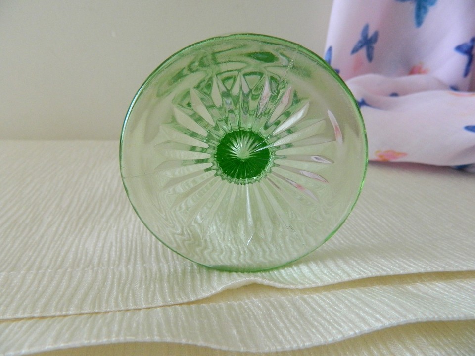 VTG ART DECO Style Depression Green GLASS VASE Tapered Medium Size ...