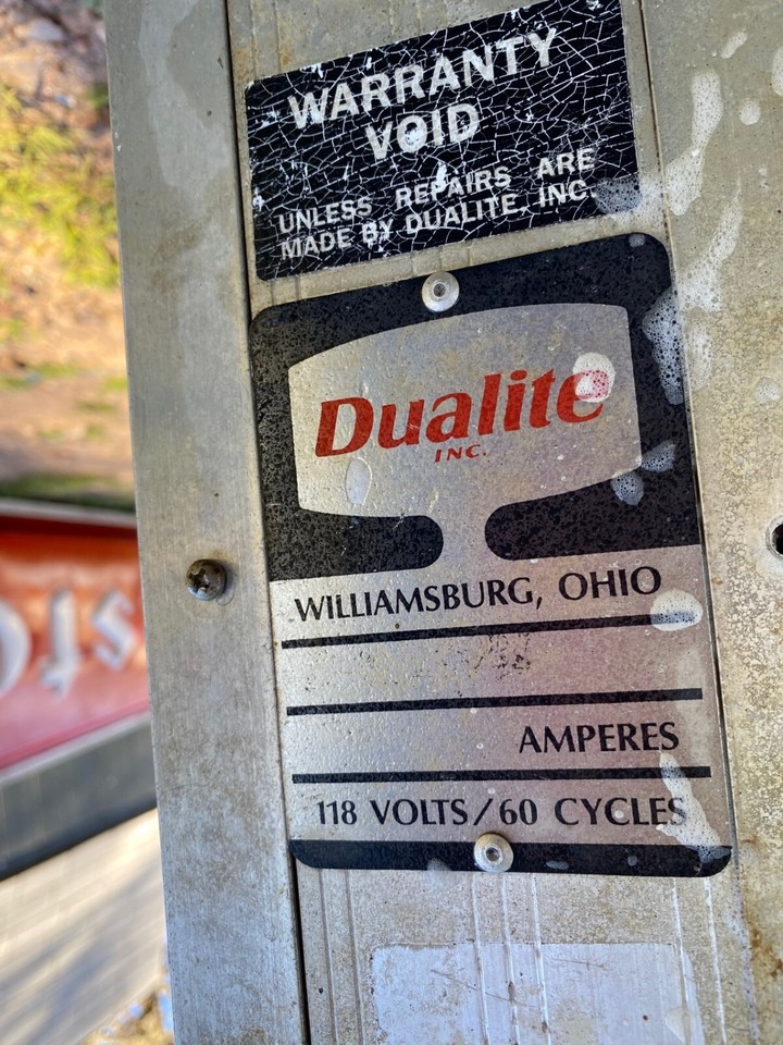 VINTAGE FIRESTONE BRIDGESTONE DUALITE 10 FOOT LIGHTED HANGING DOUBLE ...
