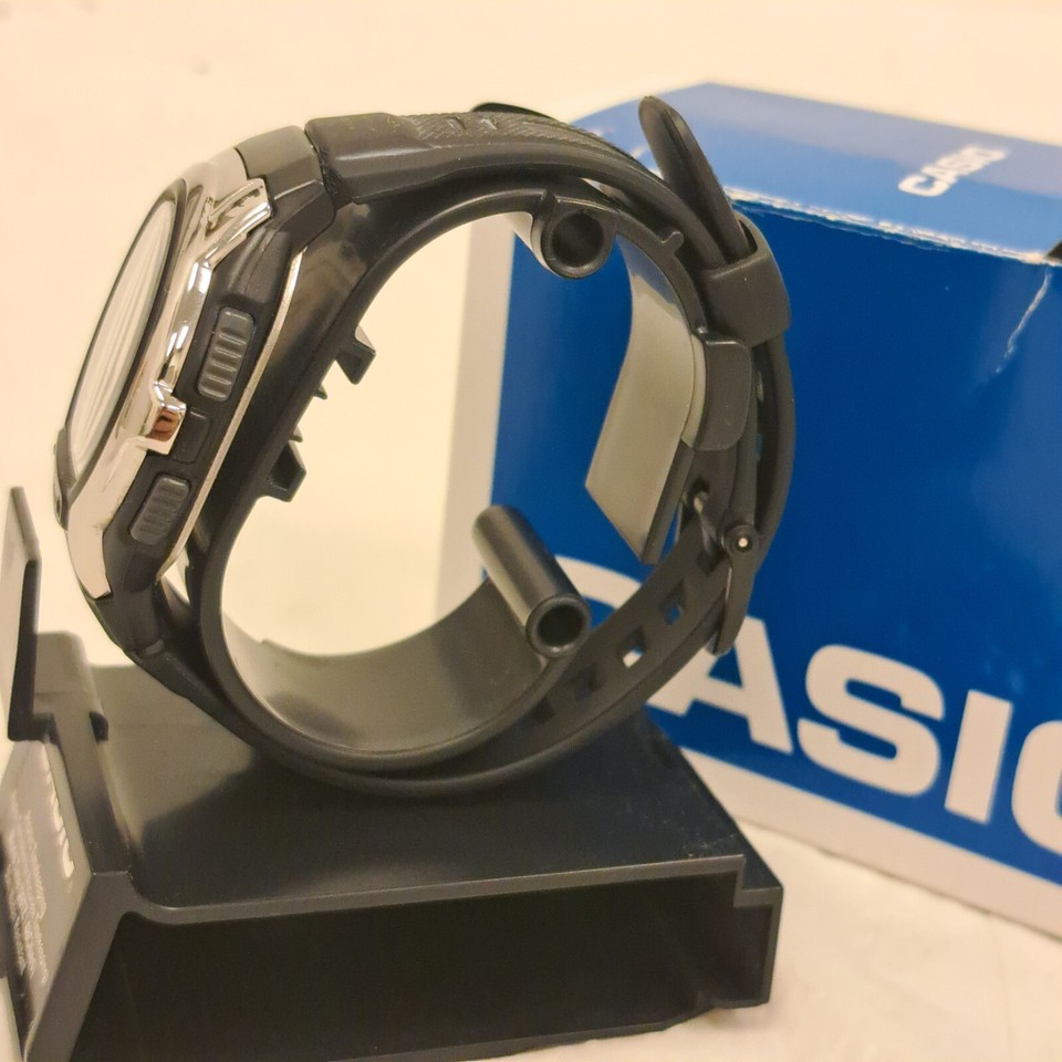 Casio WV-58A Mod 3054 Men 50m Wave Ceptor Atomic Digital Watch Hours ...