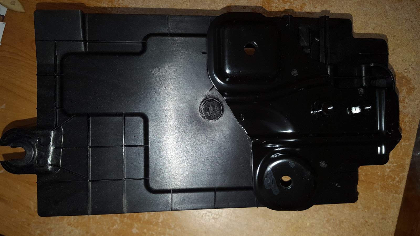 2013-2014 CHEVROLET MALIBU Impala Buick LaCrosse Battery Tray 13334617 ...
